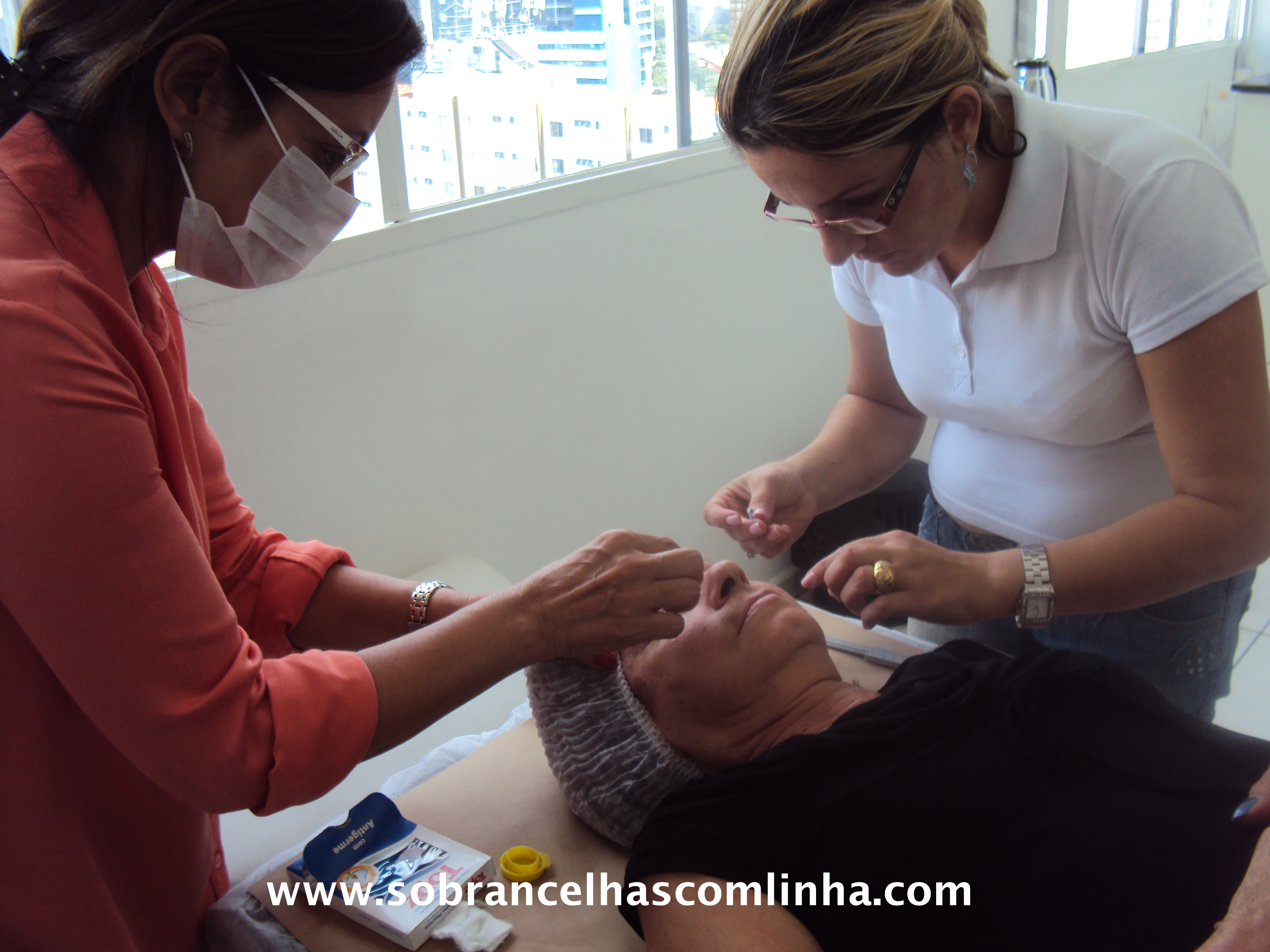 Curso Design De Sobrancelhas E Depilação Com Linha