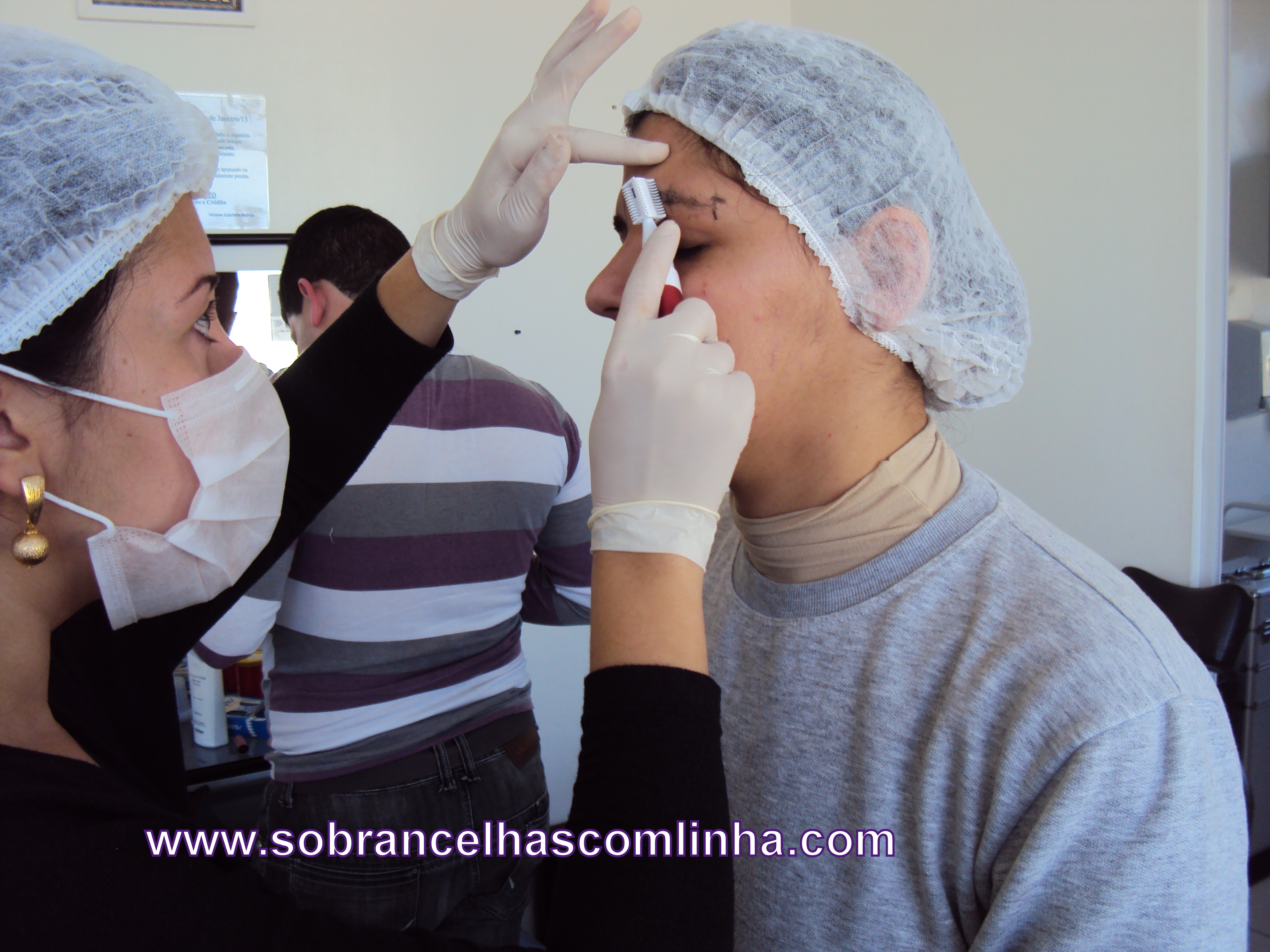 Curso Design De Sobrancelhas E Depilação Com Linha Julho 2013