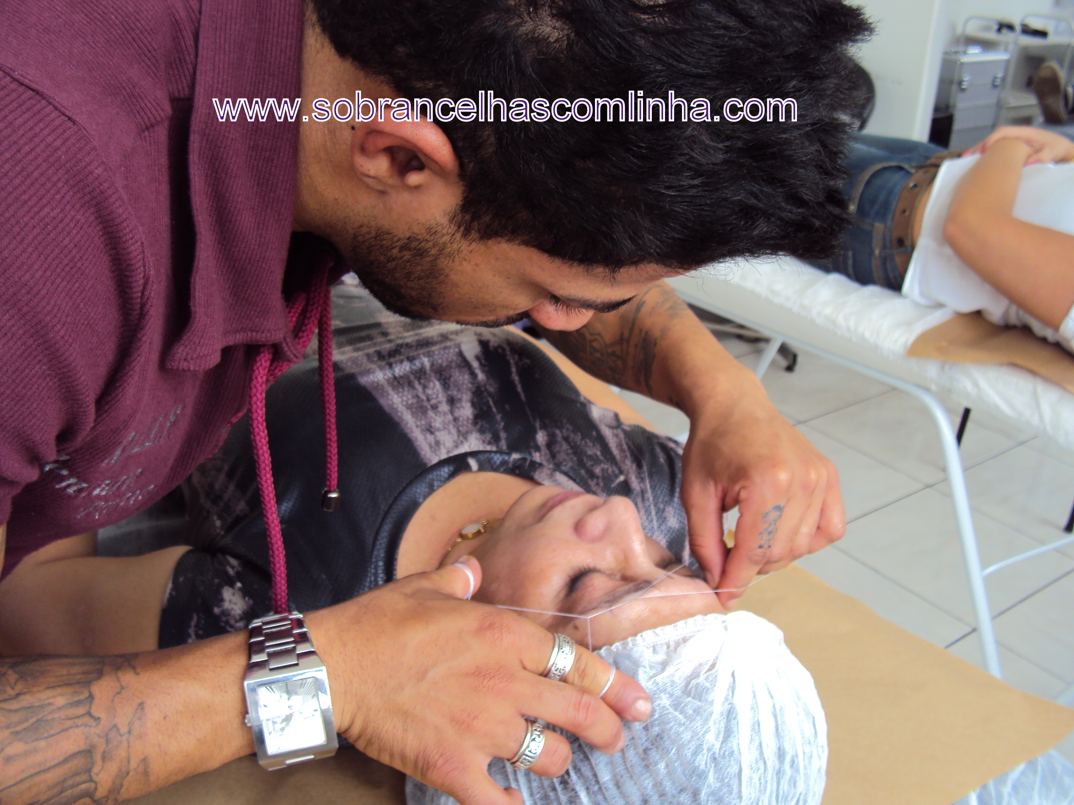 Curso Design De Sobrancelhas E Depilação Com Linha